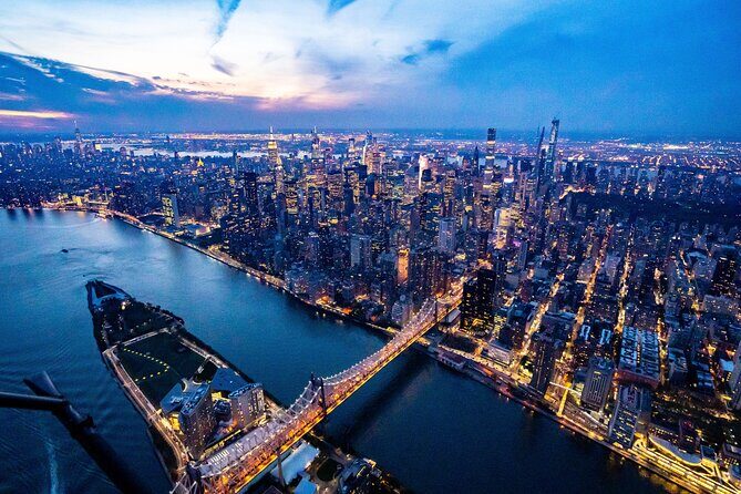 Private New York City Helicopter Tour for 2-6 from Westchester - The Sum Up