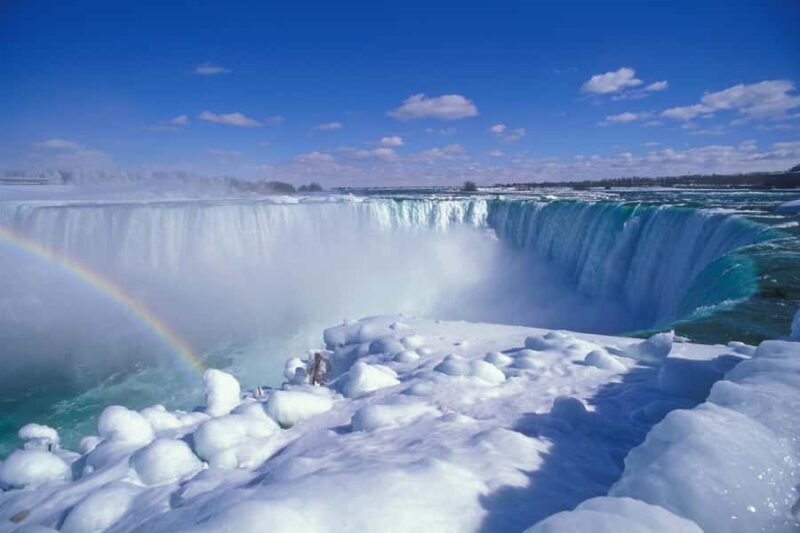 Private Niagara Winter Tour w/ 4 Attractions & Syrup Taste - Key Points