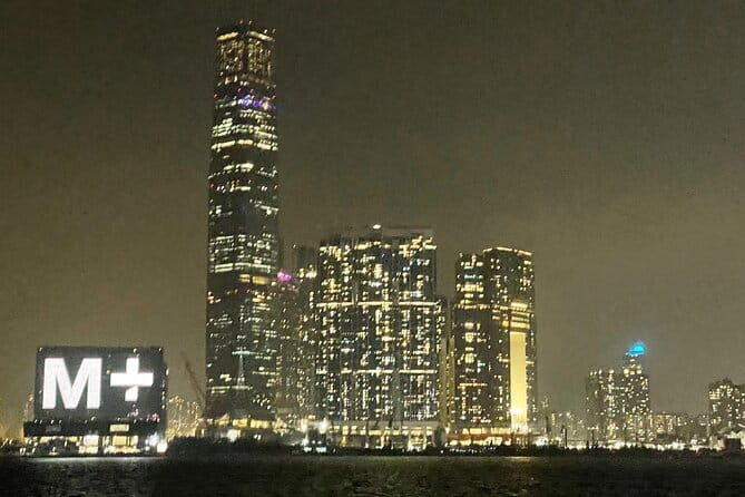 Private Night Harbour Boat Cruise in Hong Kong (15 people max) - The Sum Up