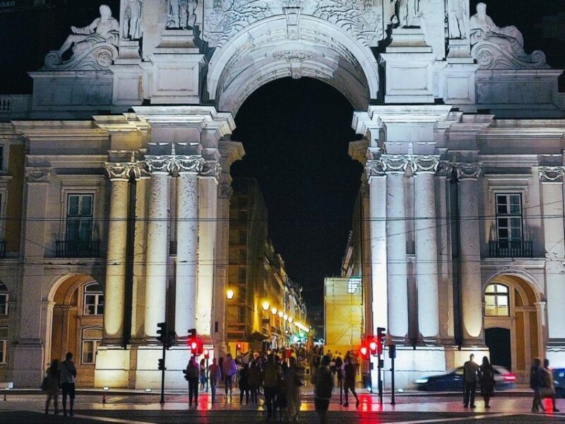 Private night tour, authentic Fado show & Portuguese dinner - What Travelers Say