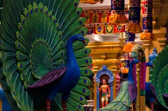 Private Night Tour Batu Caves and South Indian Dinner - FAQs