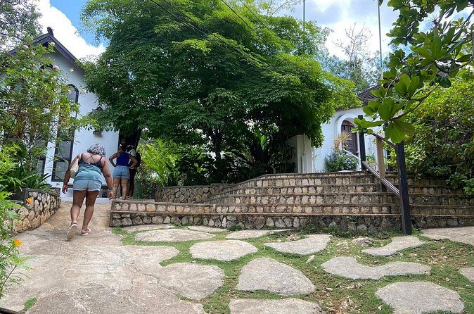 Private Nine Mile, Bob Marley Tour from Ocho Rios - FAQ