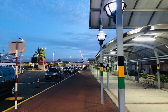 Private Norman Manley Airport Transfers - Deep Dive into the Experience