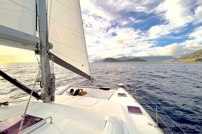 Private Oahu Sunset Charter with Tasting and Drinks - An Elegant Way to Experience Oahu’s Sunset
