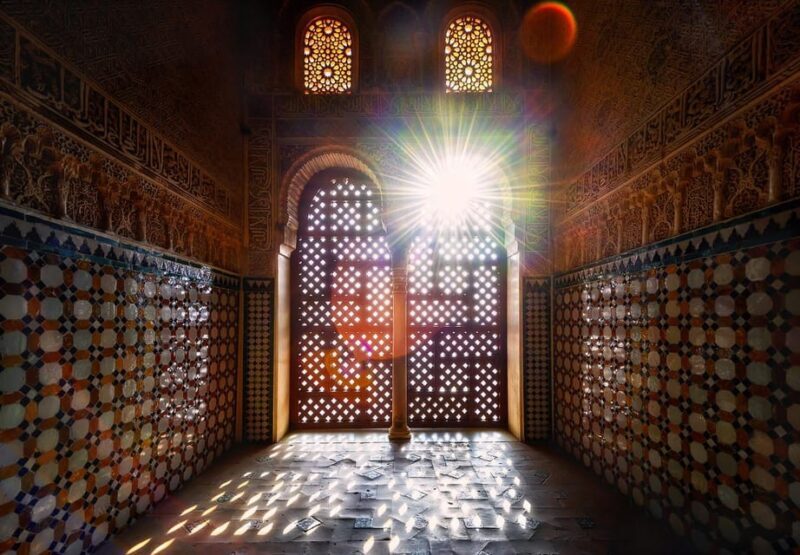 Private Official Guide Alhambra (tickets not included) - Who Will Get the Most Out of This Tour?