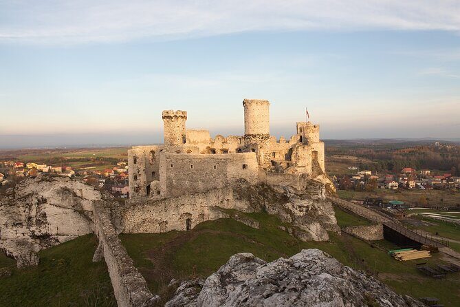 Private Ojców National Park and Ogrodzieniec Castle Tour from Krakow - Key Points