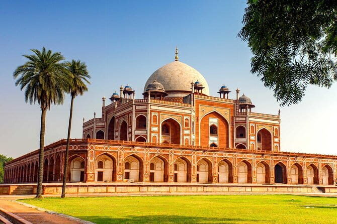 Private Old and New Delhi Full-Day Guided Tour all Inclusive - Key Points