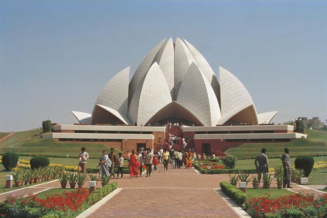 Private Old and New Delhi Sightseeing Tour - Transportation and Comfort