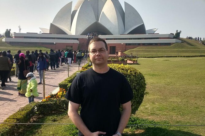 Private Old and New Delhi Tour in 8 Hours With Entrances and Lunch - Why This Tour Excels for Travelers