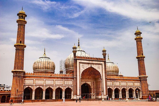 Private Old and New Delhi Tour with Guide - The Highlight: Qutub Minar