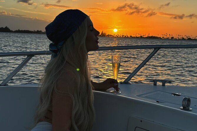 Private Old San Juan Bay Boat Sunset-Night Cruise - Key Points