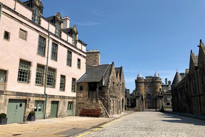 Private Old Town, Edinburgh Walking Tour - Who Will Love This Tour