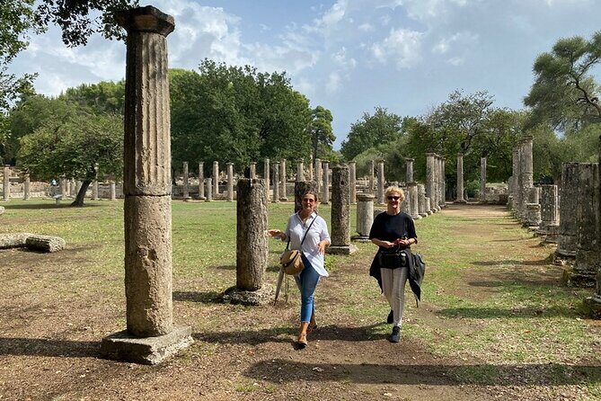 Private Olympia skip-the-line tour with a local tour guide - FAQs