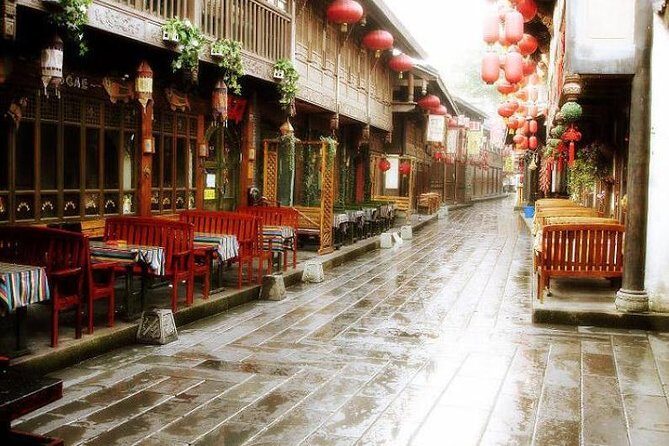 Private One Day Chengdu Panda Tour and Chengdu City visiting - Frequently Asked Questions