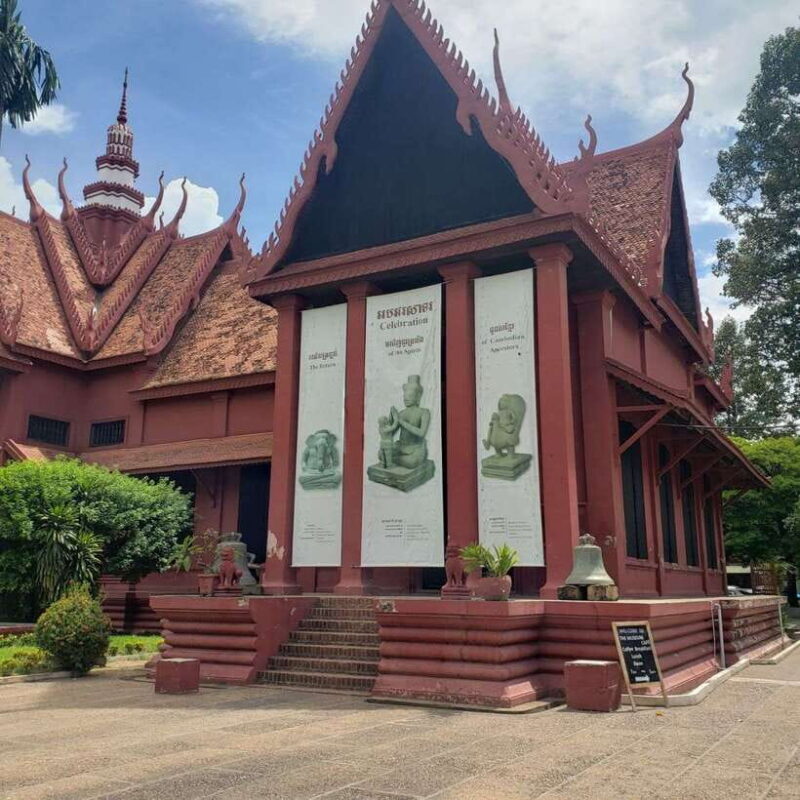 Private One Day Tour in Phnom Penh - FAQs
