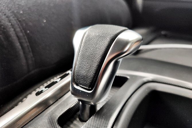 Private One-way Transfer Bucharest Airport to Hotel or vice versa - Detailed Review: The Transfer Experience from Arrival to Departure