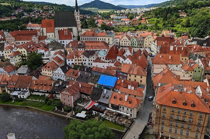 Private one way transfer from Cesky Krumlov to Linz - An Honest Breakdown of the Transfer Experience