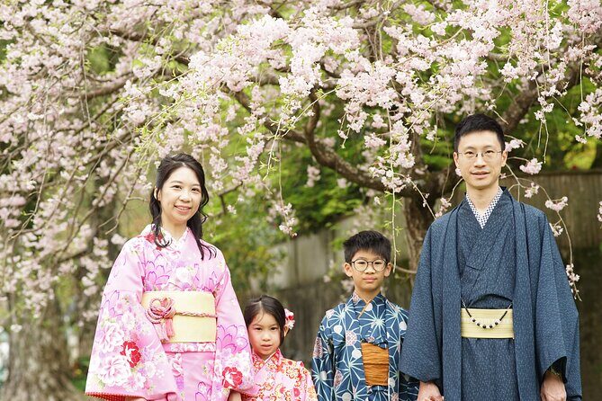 Private Osaka Photo Tour: Stunning Shots at Hidden Gems - The Photographer’s Expertise