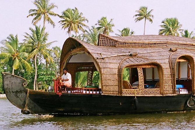 Private Overnight Backwaters Houseboat Cruise in Alleppey - Key Points