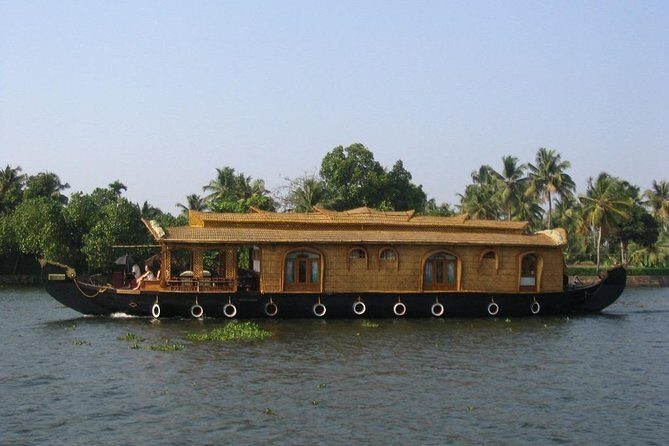 Private Overnight Backwaters Houseboat Cruise in Alleppey - What’s Included and What’s Not