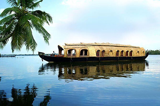 Private Overnight Backwaters Houseboat Cruise in Alleppey - The Pros and Cons