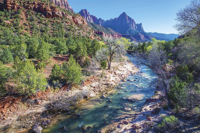 Private Overnight Tour to Antelope Canyon, Horseshoe Bend Zion from Las Vegas - Discovering the Desert Marvels: A Full Breakdown