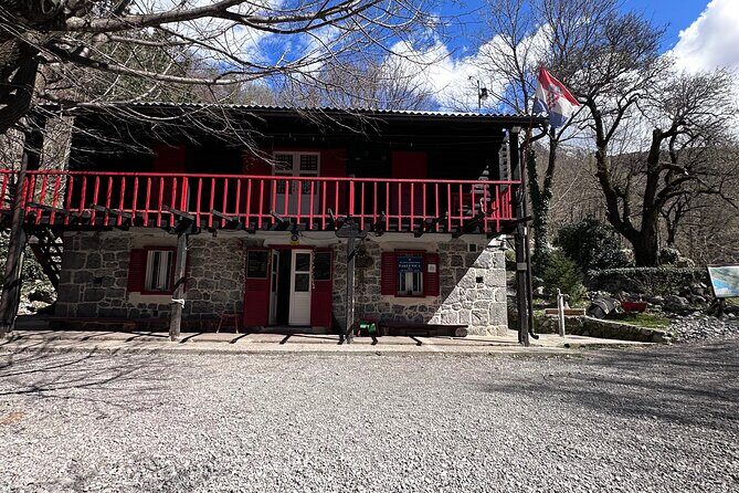 Private Paklenica Hiking Tour from Zadar up to 8 people - Who Will Love This Experience?
