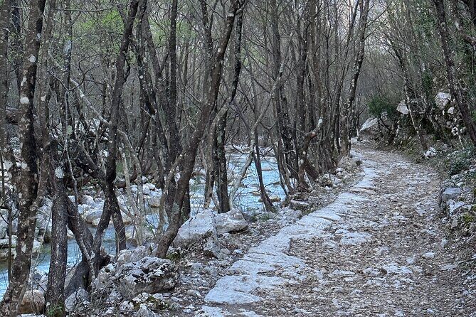 Private Paklenica Hiking Tour from Zadar up to 8 people - The Sum Up