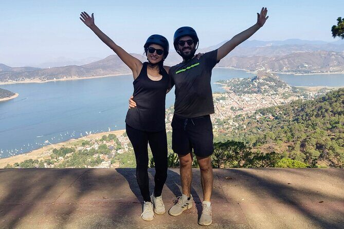 Private Paragliding Flight in Valle de Bravo with Instructor - The Experience from the Reviews