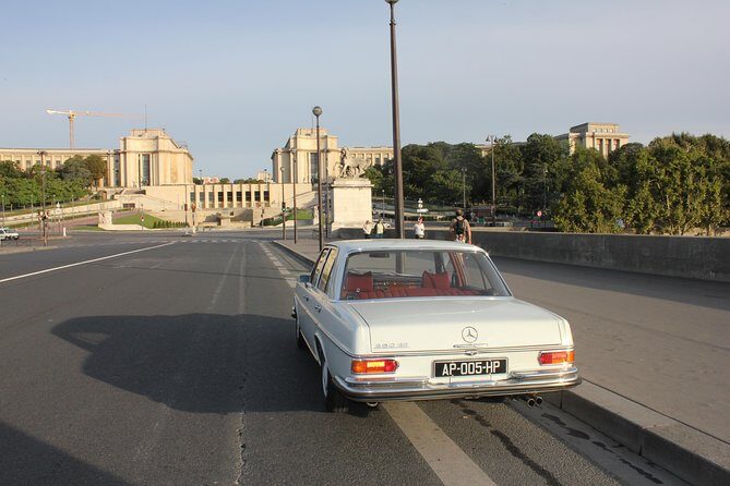 Private Paris guided Tour by classic 1970 Mercedes S Class - The Experience: What Youll Actually Feel During the Tour