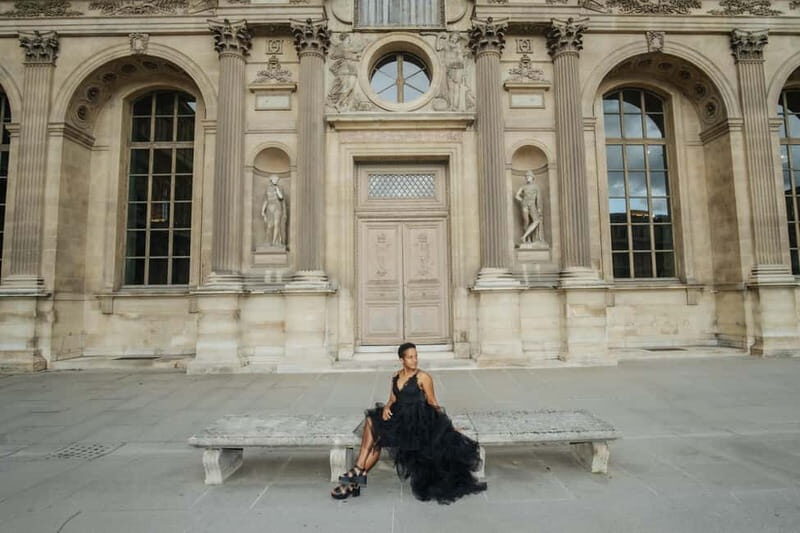 Private Paris multiple places photoshoot by a filmmaker - Pricing and Value