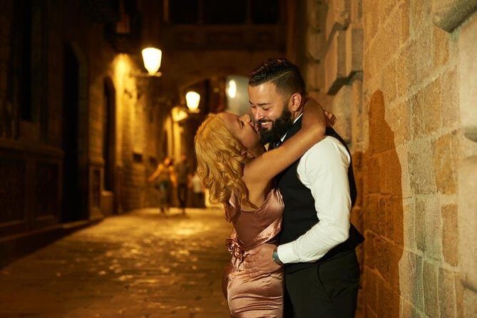 Private Photo Session with a Local Photographer in Barcelona - What Is This Experience All About?