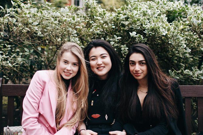 Private Photo Session with a Local Photographer in Cambridge - Key Points