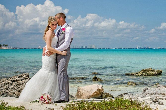 Private Photo Session with a Local Photographer in Cancún - The value of professional photos in Cancún