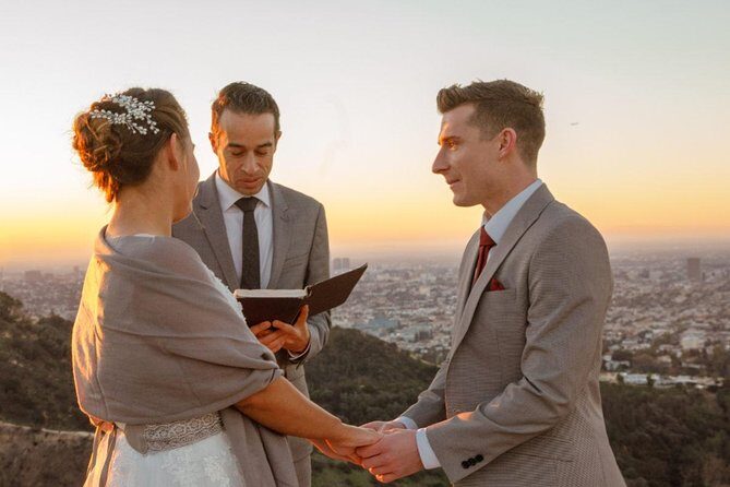 Private Photo Session with a Local Photographer in Hollywood - What the Experience Is Like