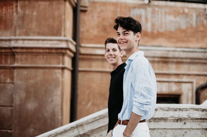 Private Photo Session with a Local Photographer in Kolkata - FAQ