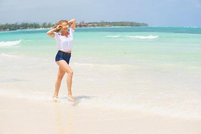 Private Photo Session with a Local Photographer in Montego Bay - Key Points