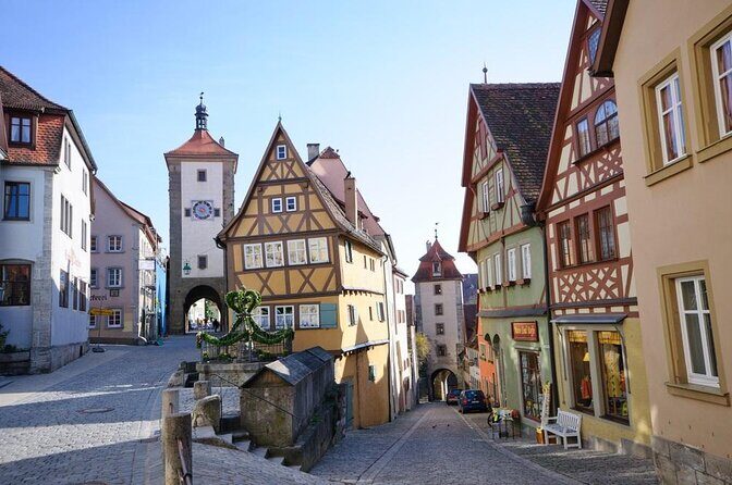Private Photo Session with a Local Photographer in Nuremberg - Who Should Consider This Tour?