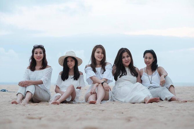 Private Photo Session with a Local Photographer in Uluwatu - An Introduction to the Experience