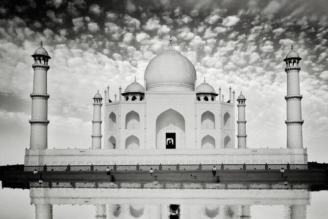 Private Photo Session with a Local Photographer in Varanasi - What’s Included and Not?