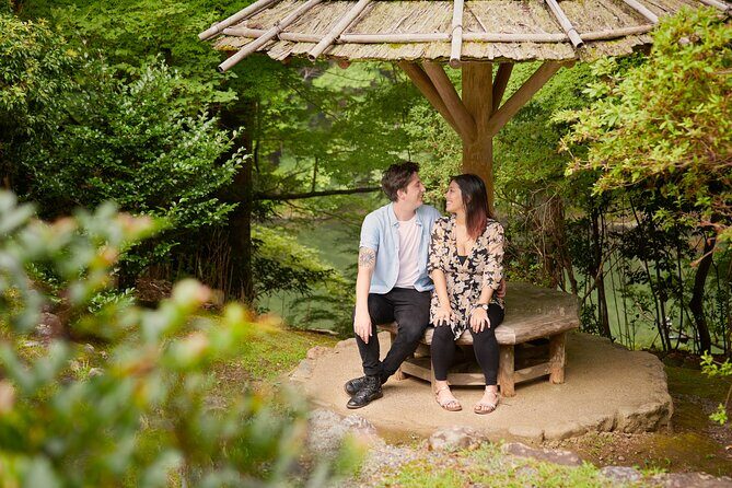 Private photo shoot & walk in Kyoto - Professional photo shoot - What to Expect During the Session