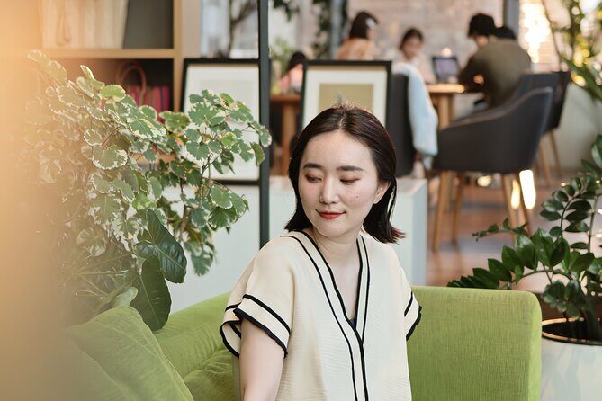 Private Photoshoot & Bangkok Cafe Hopping with Local Buddy - The Sum Up