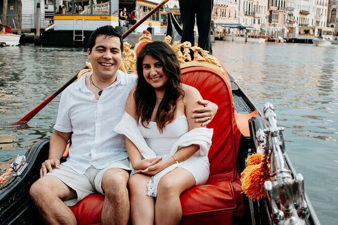 Private Photoshoot Experience in Venice - Booking and Cancellation Policies