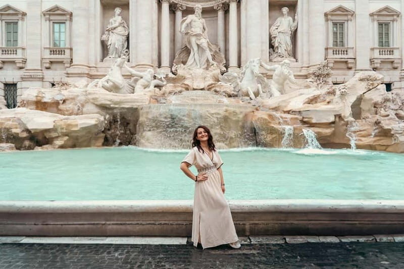 Private Photoshoot in Central Rome with Local Photographer - Key Points