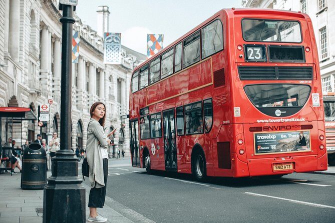 Private Photoshoot in Piccadilly Circus - What to Expect on Your Private Photoshoot