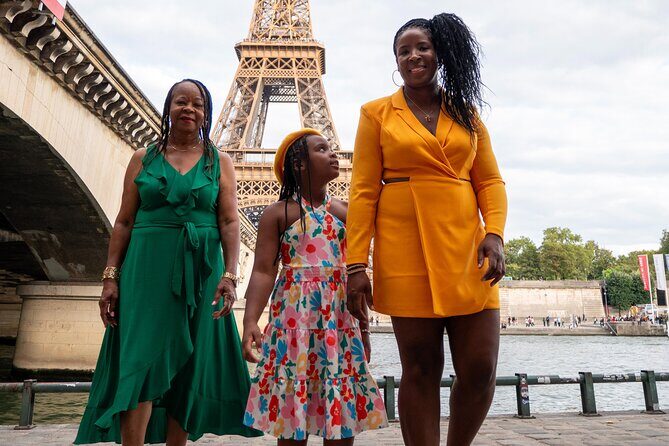 Private Photoshoot with the Iconic Eiffel Tower in Paris - The Sum Up