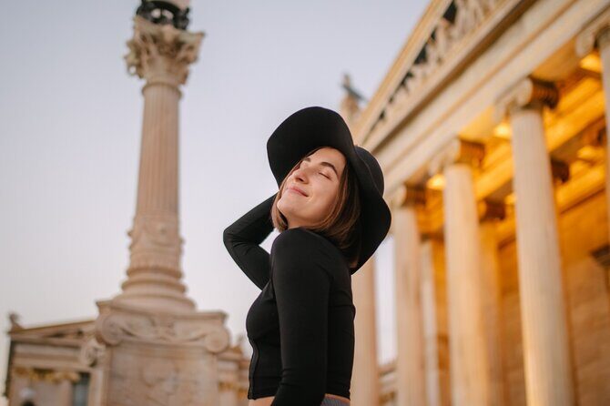 Private Photowalk in Athens: Acropolis and Old Town Photoshoot - The Details That Matter