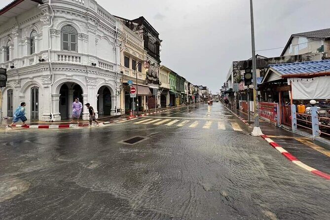 Private Phuket Half Day City Tour(min 2 pax) - Who Should Consider This Tour?