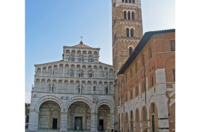 Private Pisa and Lucca Tour from Florence with Transportation - Transportation and Comfort