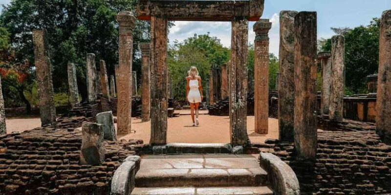 Private Polonnaruwa ancient city Guided tour From Colombo - Discovering the Mystique of Polonnaruwa